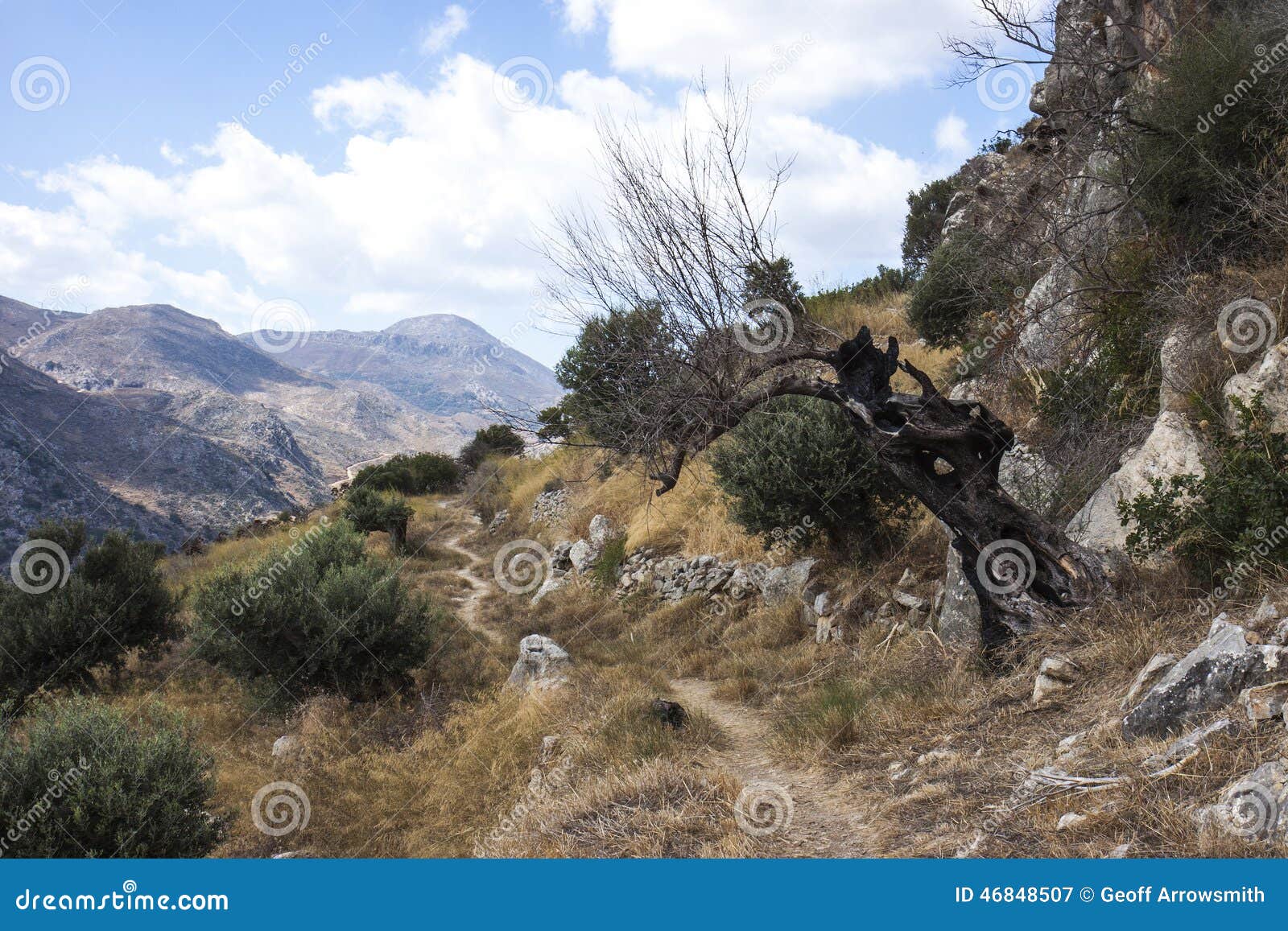 Path from Polyrenia, Crete, Greece Stock Image - Image of polyrenia ...