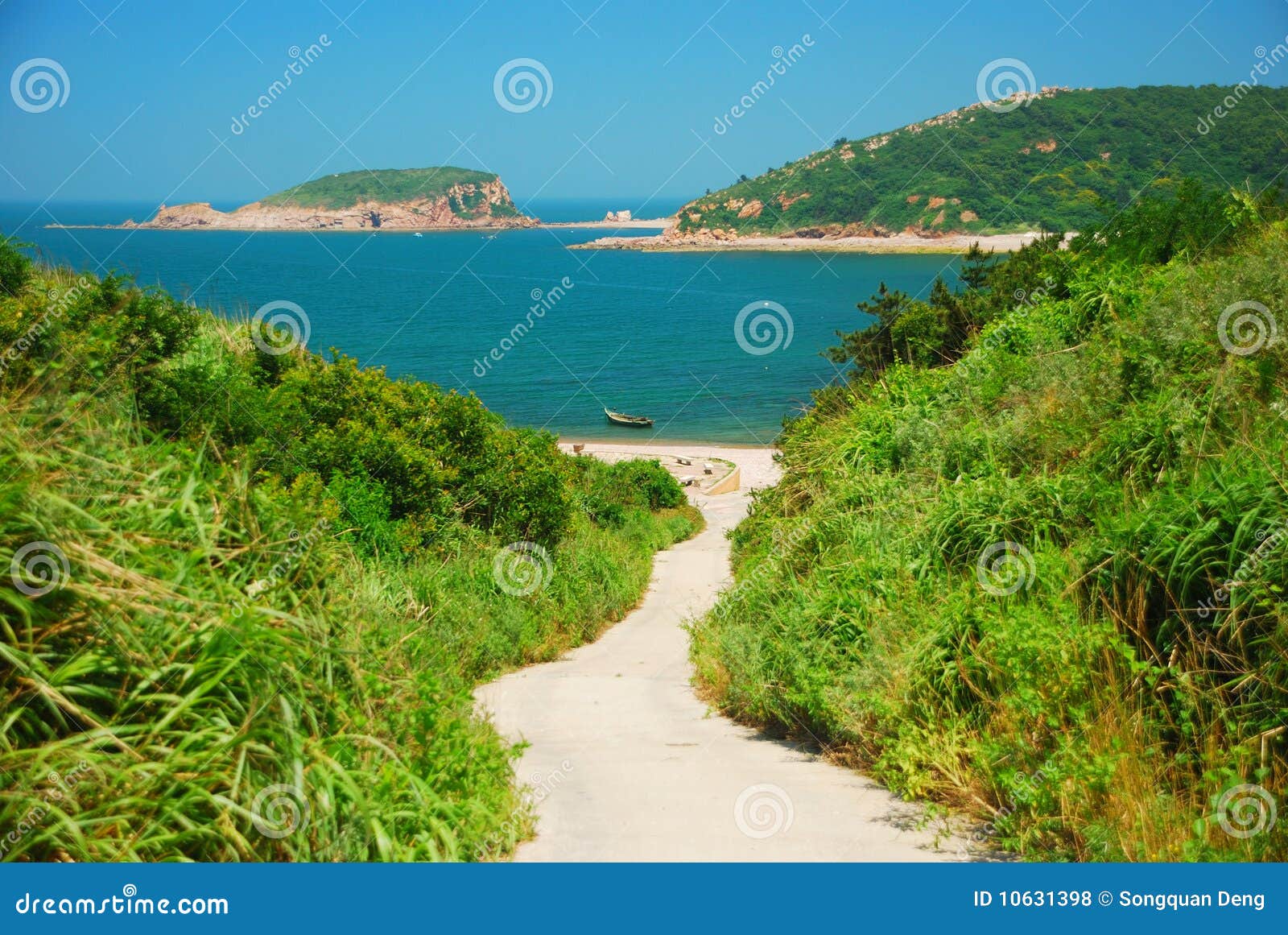 Path to the ocean stock photo. Image of hill, highland - 10631398