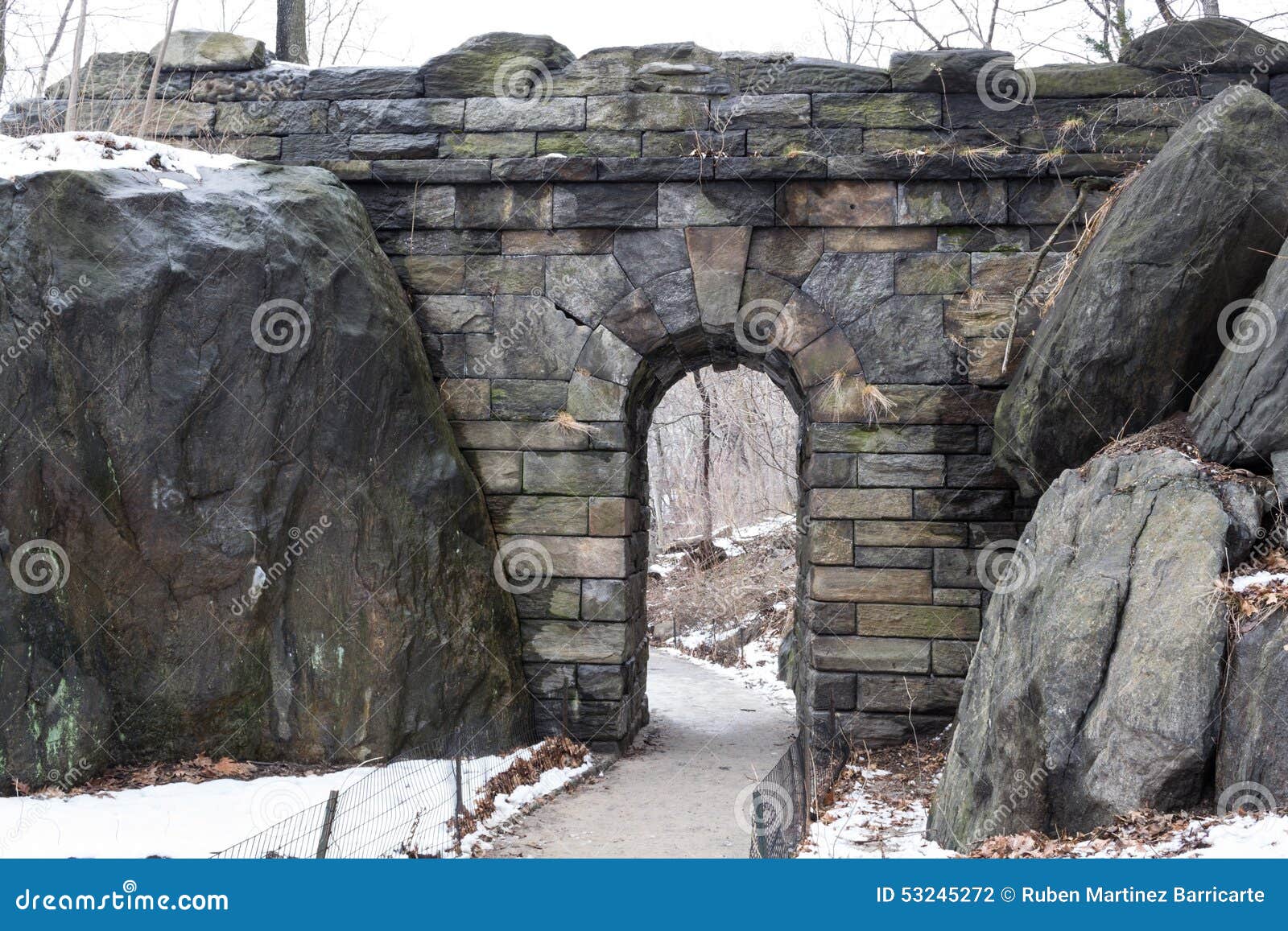 Path Under Ramble Stone Arch Stock Photo - Image of path, city: 53245272