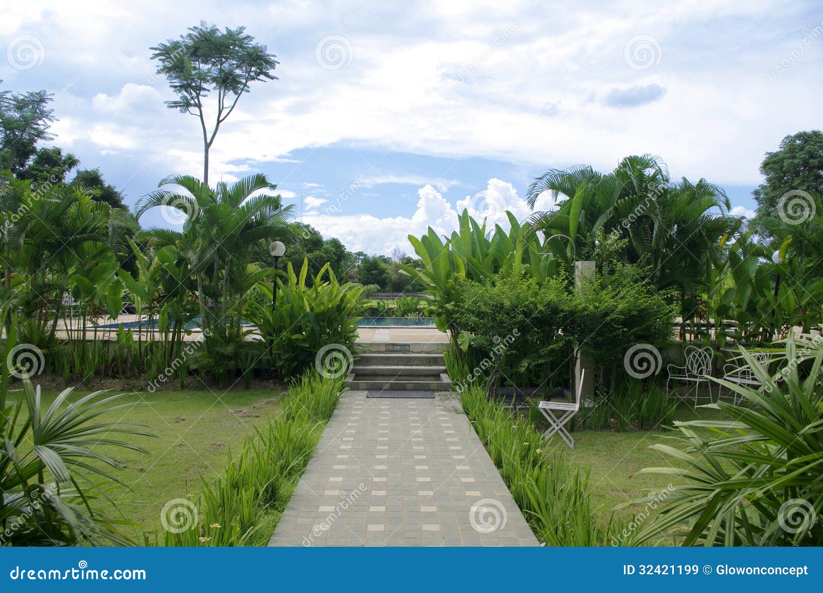 Path way in the garden stock image. Image of destination - 32421199
