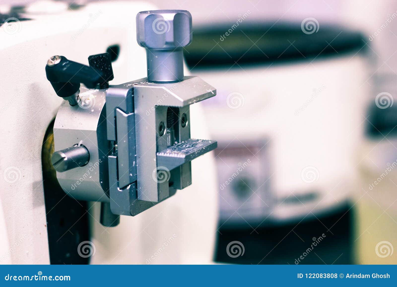 A Pathological Tissue Grossing Section Thin Slice Making Microtome For ...