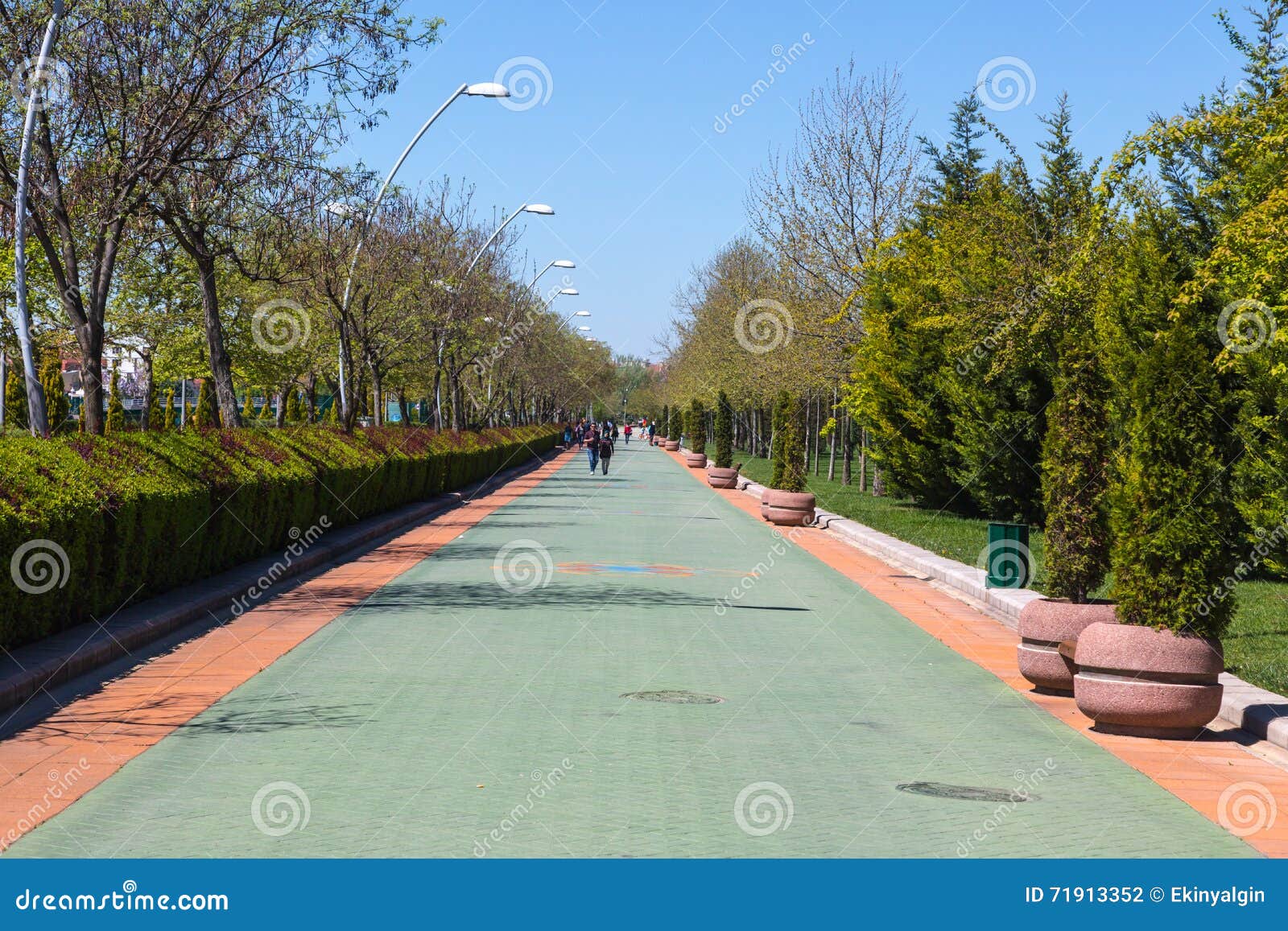 Pathway In Park Editorial Image | CartoonDealer.com #33415430