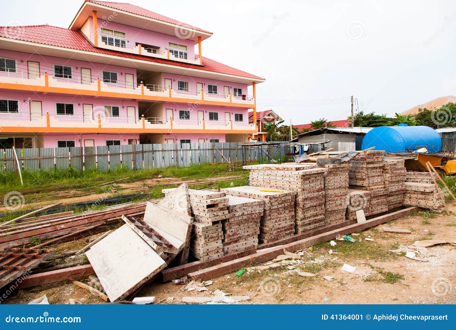 Pathway of scaffold stock image. Image of pathway, architecture - 41364001