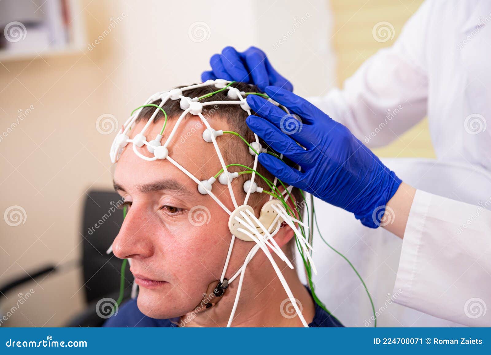 Patient Brain Testing Using Encephalography at Medical Center Stock ...