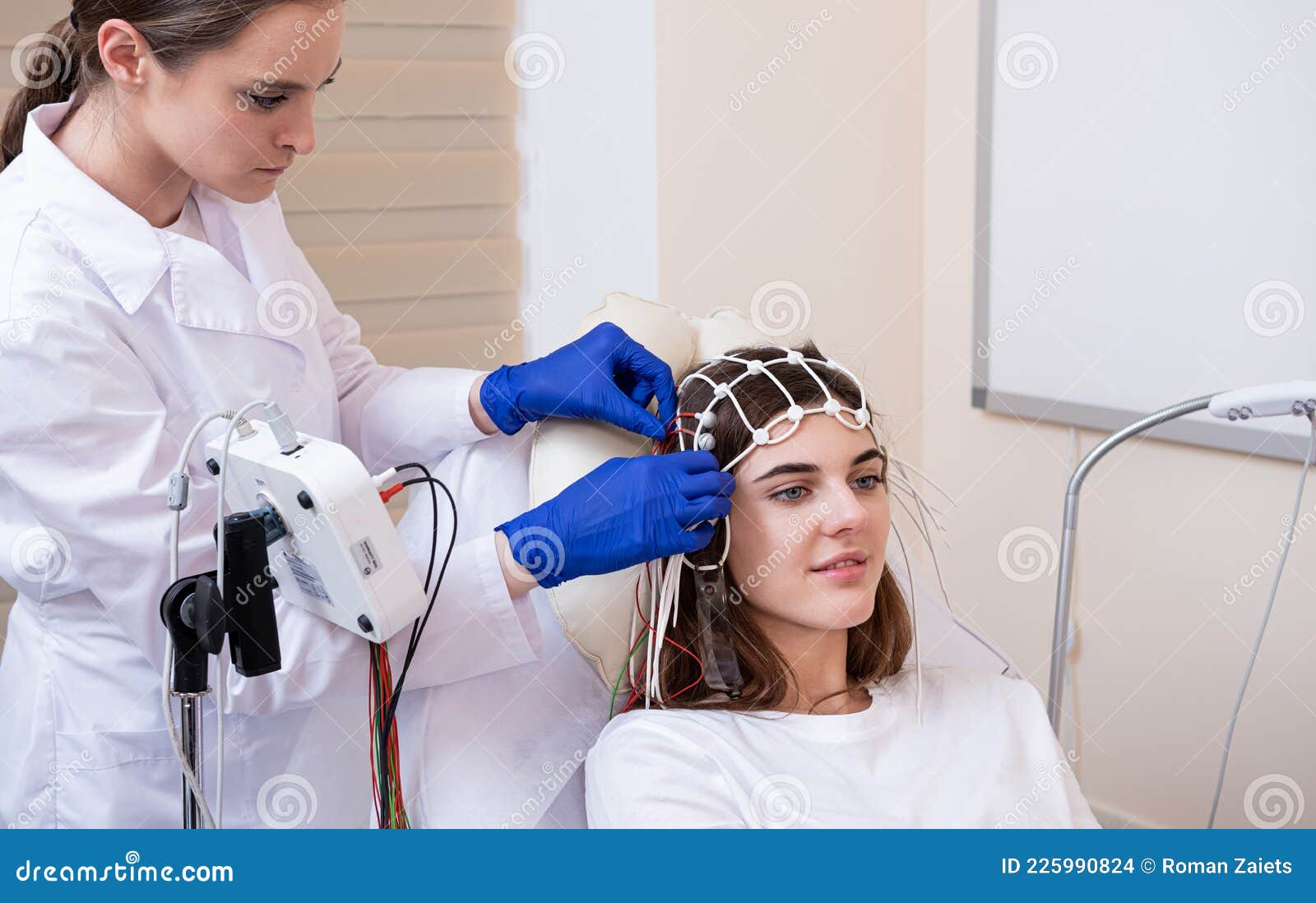 Patient Brain Testing Using Encephalography at Medical Center Stock ...