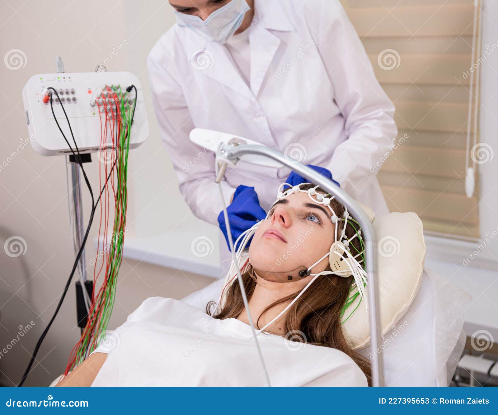 Patient Brain Testing Using Encephalography at Medical Center Stock ...