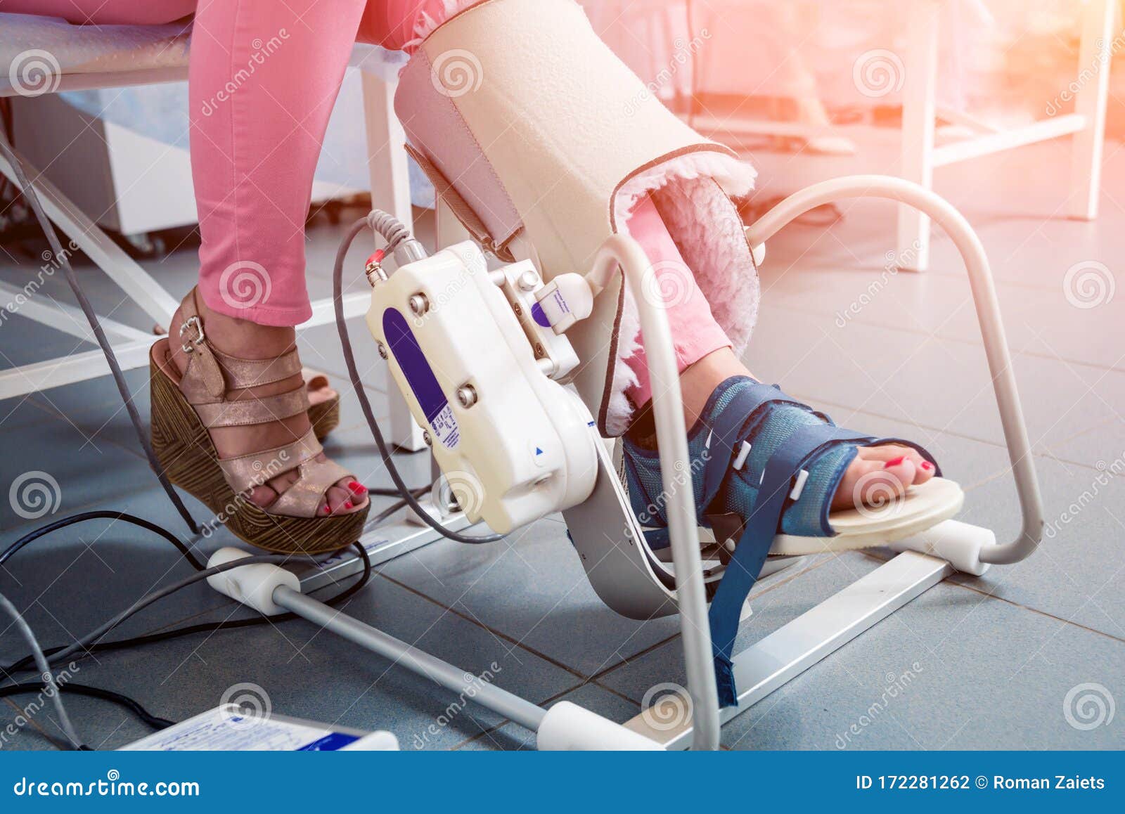 Patient on CPM Machines, Continuous Passive Range of Motion. Stock ...