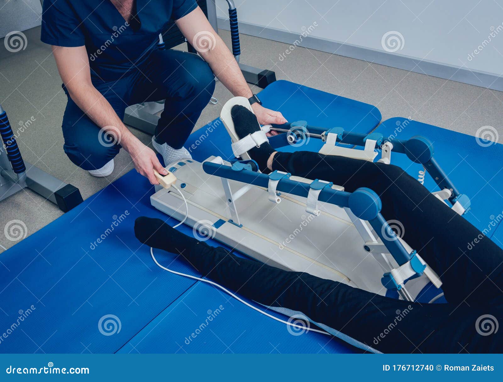 Patient On CPM Machines, Continuous Passive Range Of Motion. Royalty ...