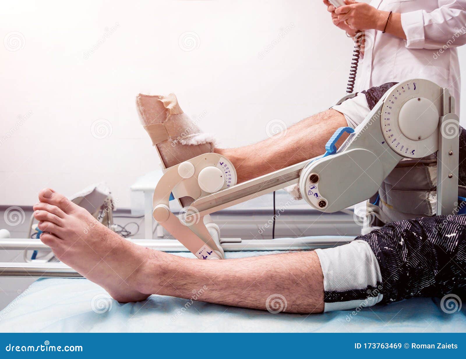 Patient on CPM Machines, Continuous Passive Range of Motion. Stock ...