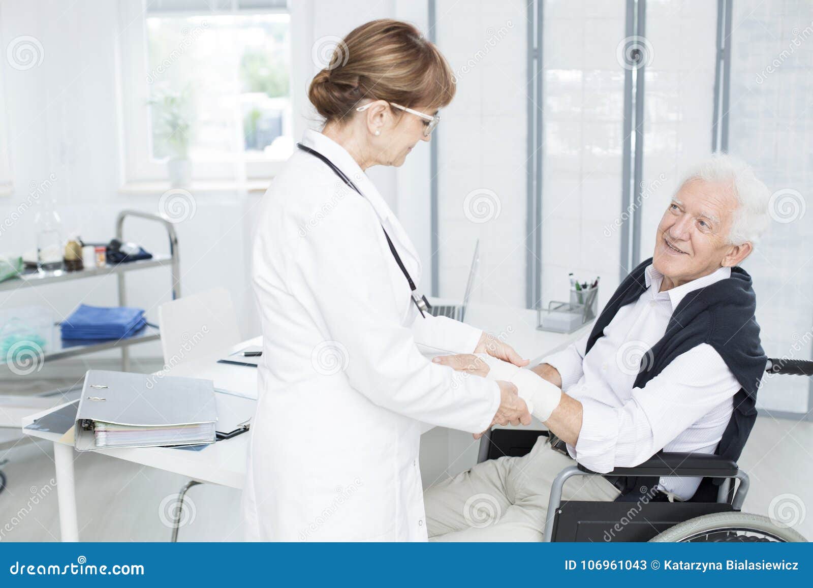 Patient Grateful for Fixing Hand Stock Image - Image of hospital ...
