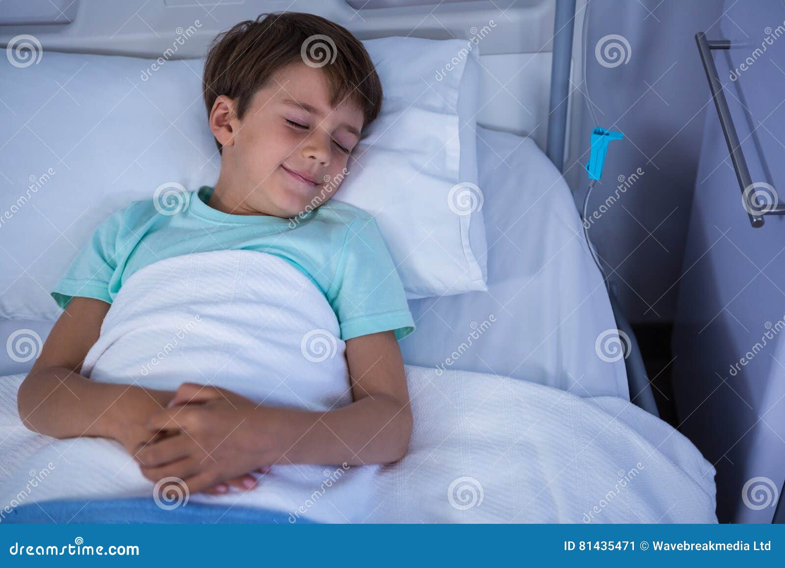 Patient resting in ward stock image. Image of medicine - 81435471