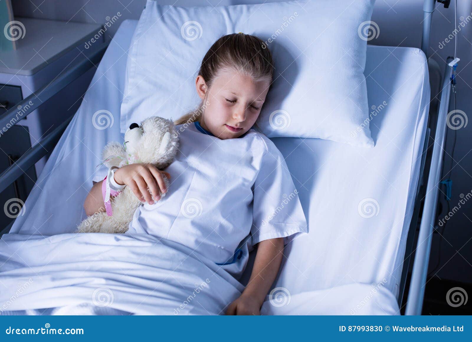 Patient resting in ward stock photo. Image of care, medicine - 87993830