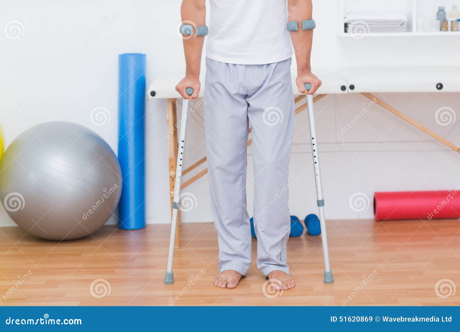 Patient Standing with Crutch Stock Image - Image of crutch, healthy ...