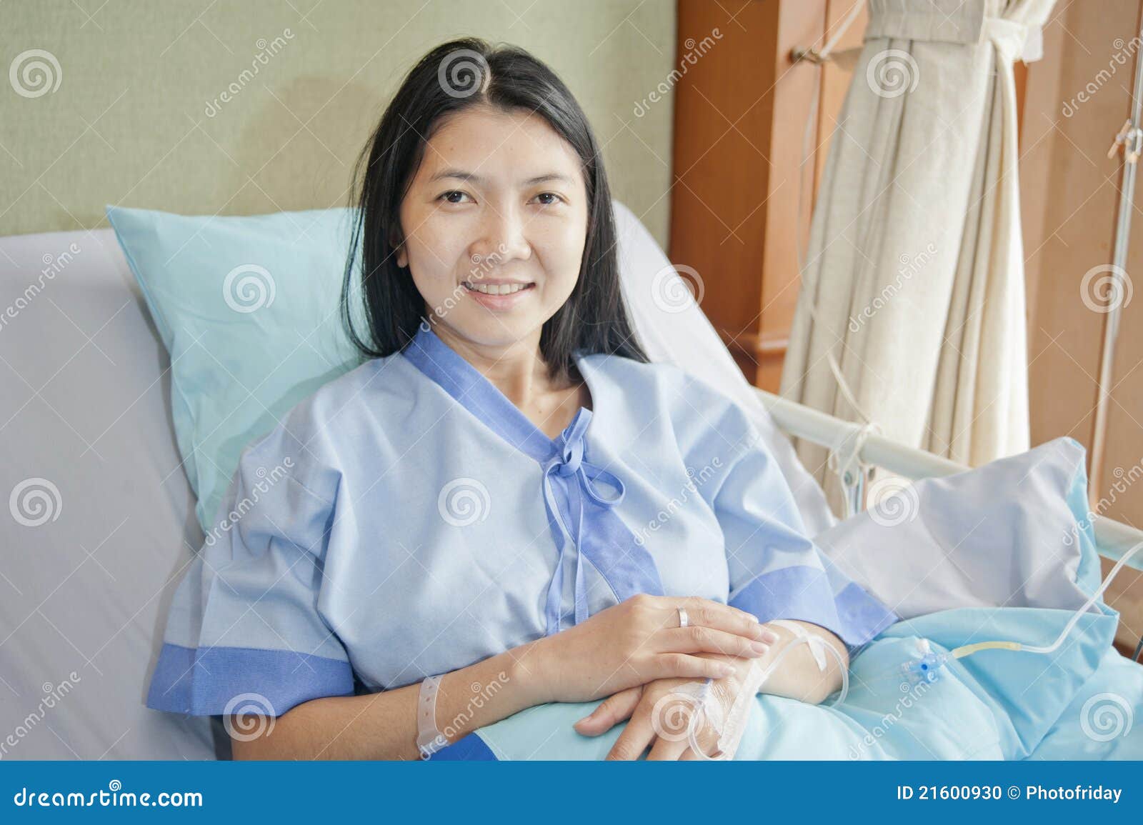 Patients to sleep smiling stock photo. Image of woman - 21600930