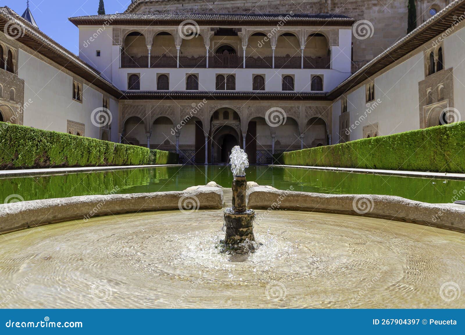 Patio of Arrayanes of Alhambra, Granada, Spain Stock Image - Image of ...