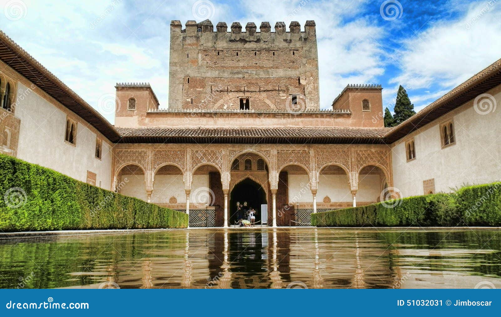 Patio de los arrayanes editorial photo. Image of garden - 51032031