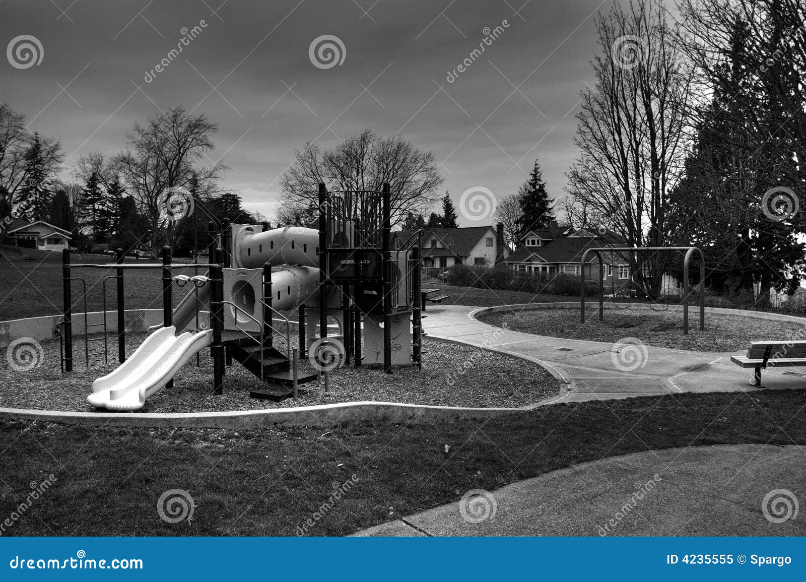 Patio vacío imagen de archivo. Imagen de juego, comunidad - 4235555