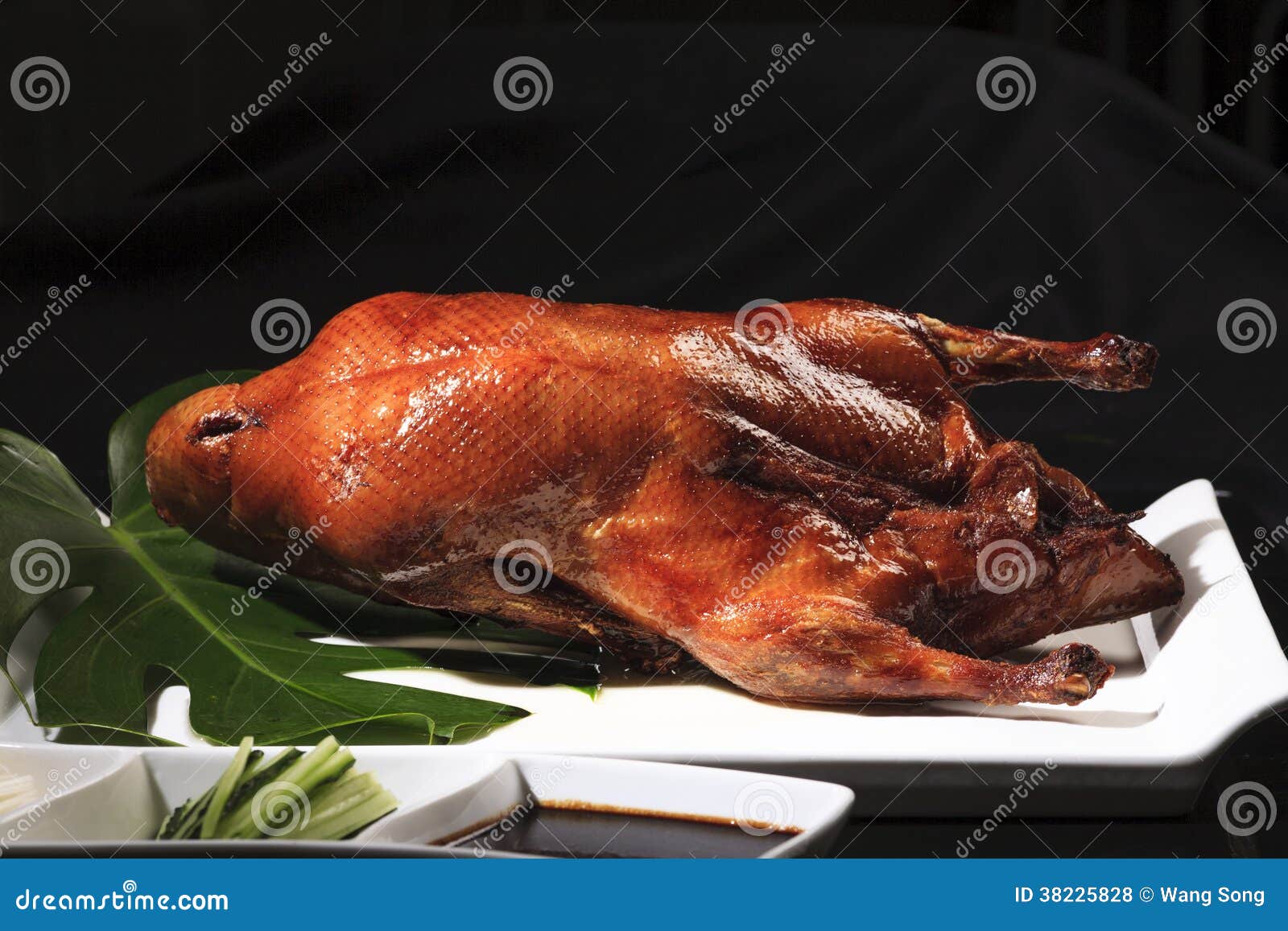 Pato de assado do Pequim foto de stock. Imagem de porcelana - 38225828