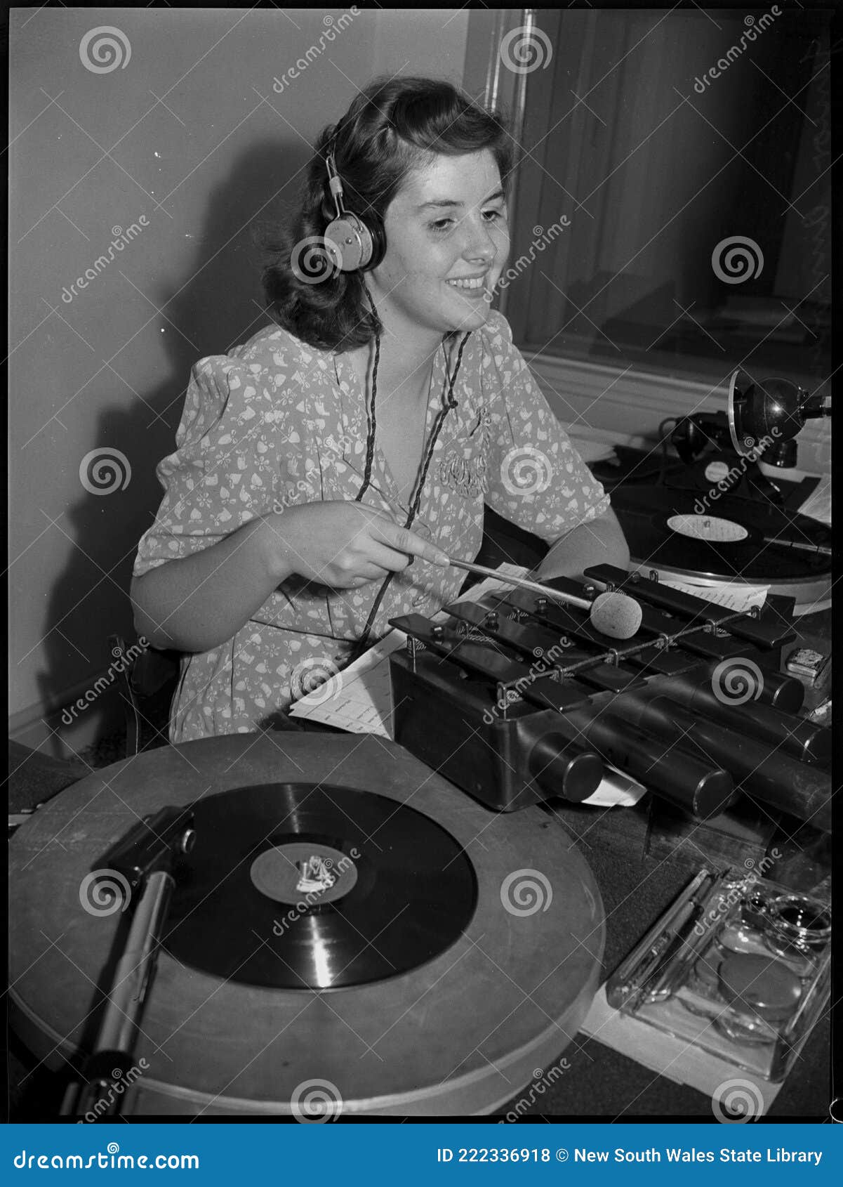 Patricia Delaney, ABC Studios, 1944 Photographed By Ivan Ives Picture ...
