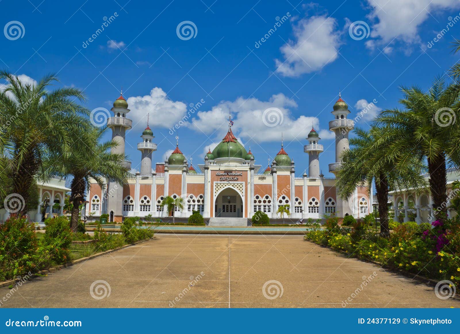 Pattani Central Mosque,thailand Stock Image - Image of landscape ...
