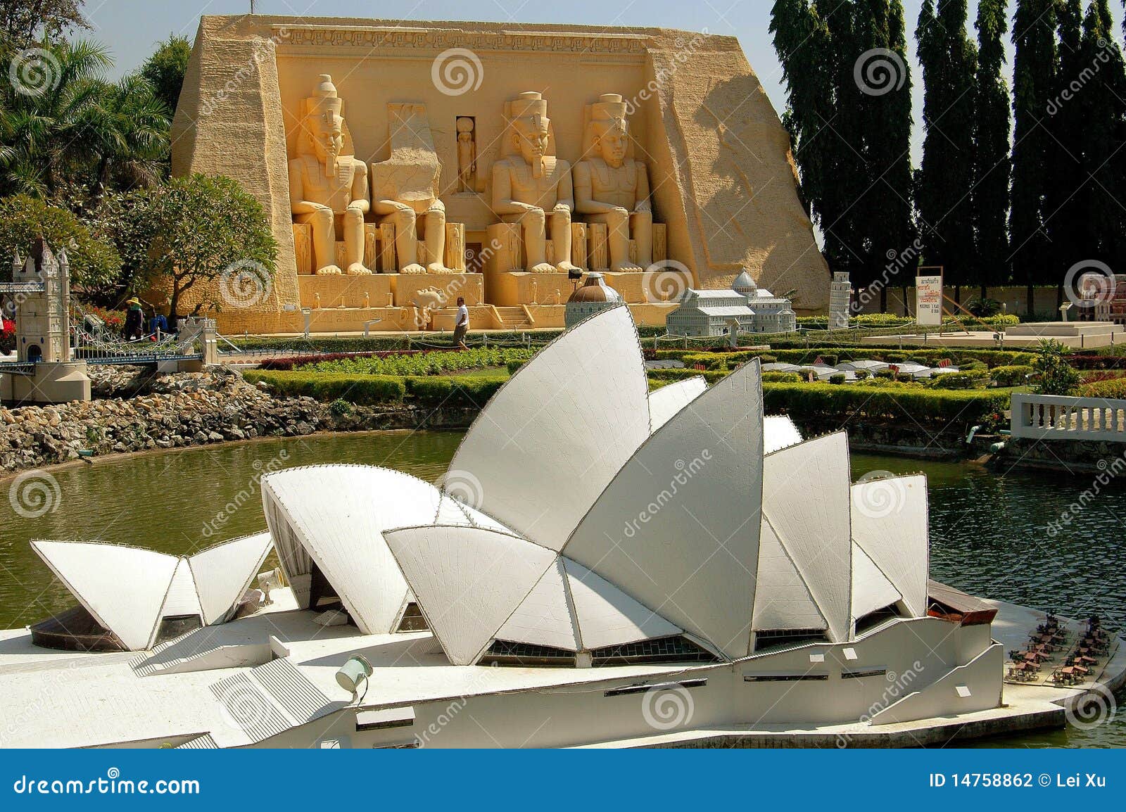 Pattaya, Thailand: Mini Siam Theme Park Editorial Photography - Image ...