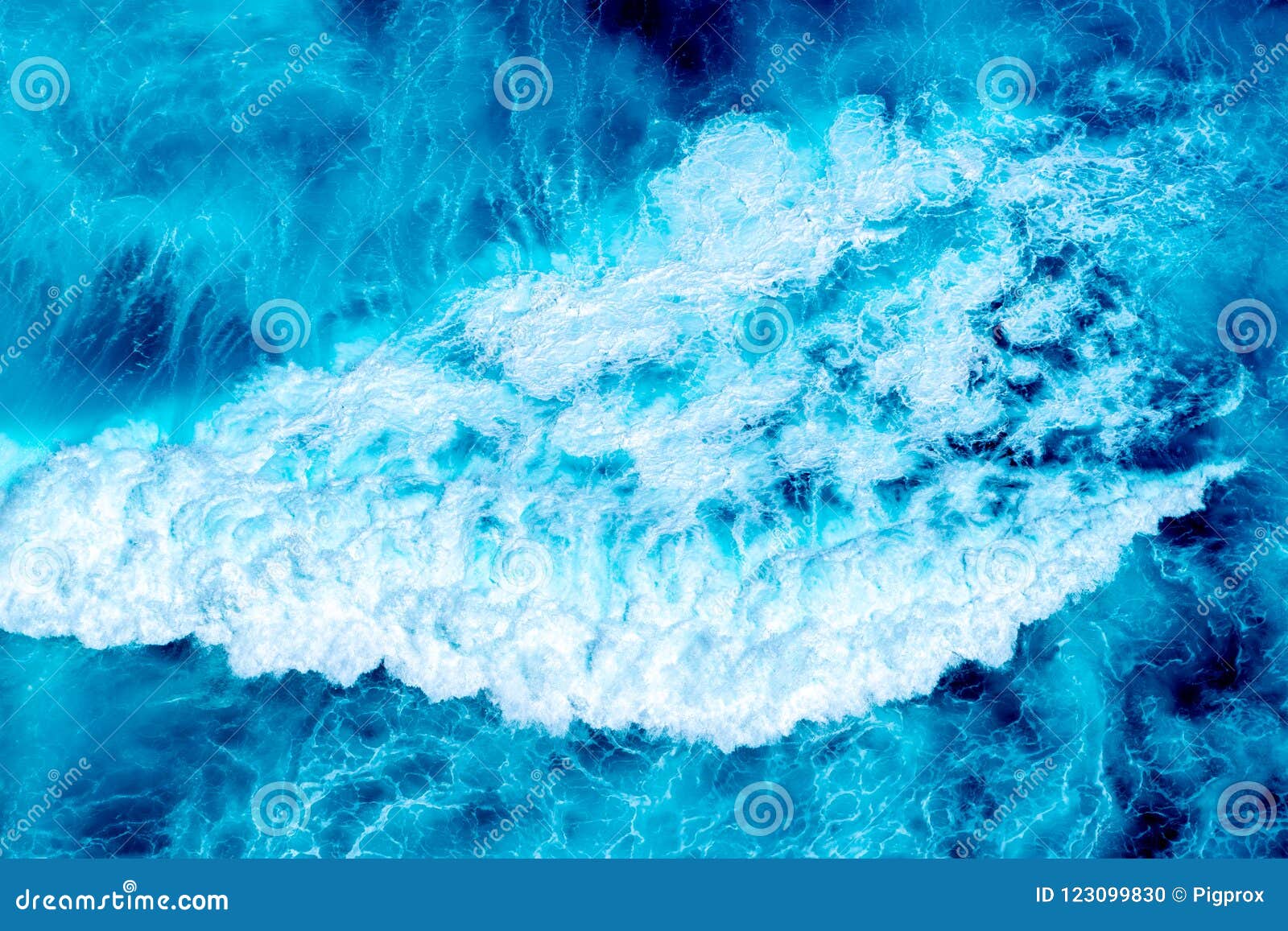 Pattern of Ariel View Waves. the Viewpoints at Kelingking Secret Stock ...