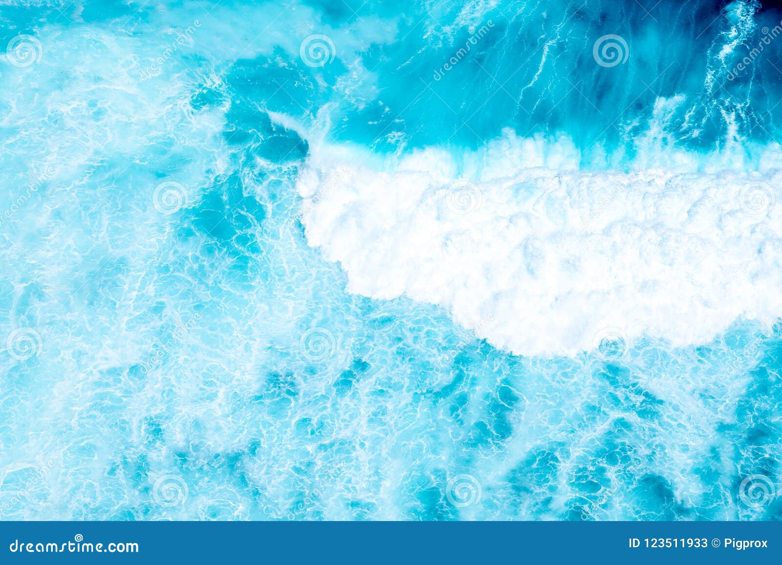 Pattern of Ariel View Waves. the Viewpoints at Kelingking Secret Stock ...