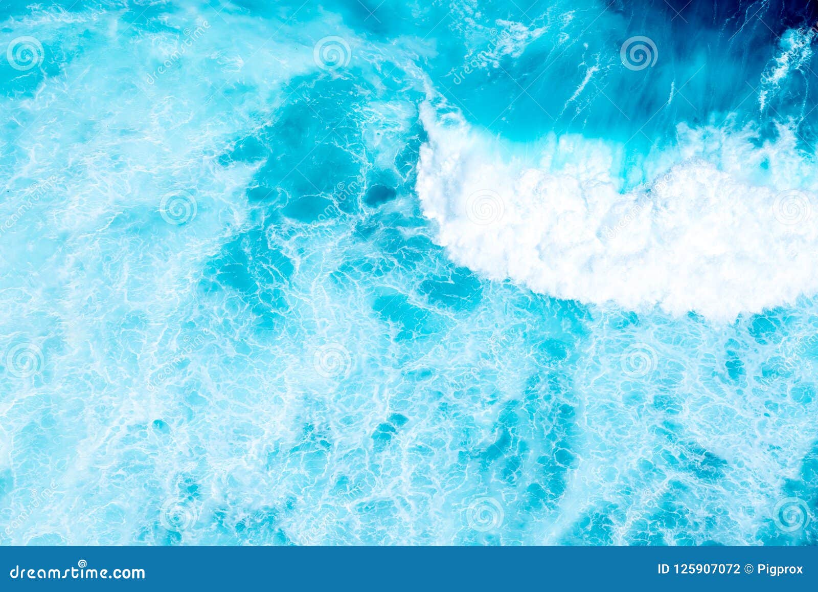 Pattern of Ariel View Waves. the Viewpoints at Kelingking Secret Stock ...