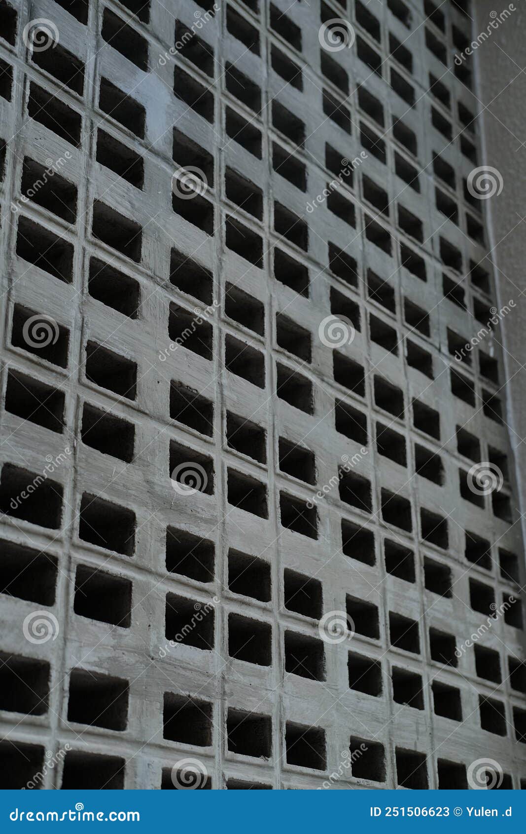 The Pattern of Lines and Squares on the Walls of the Building Stock ...