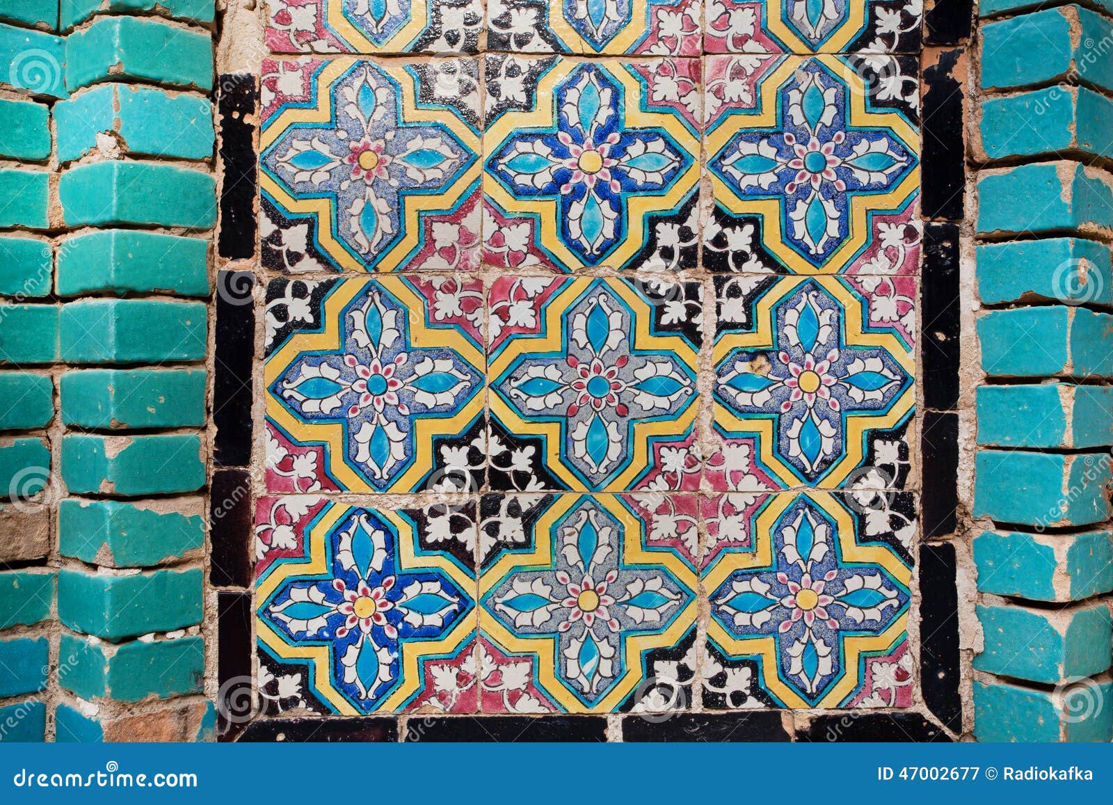 Pattern on the Tile of the Wall of a Persian Building in Iran Stock ...