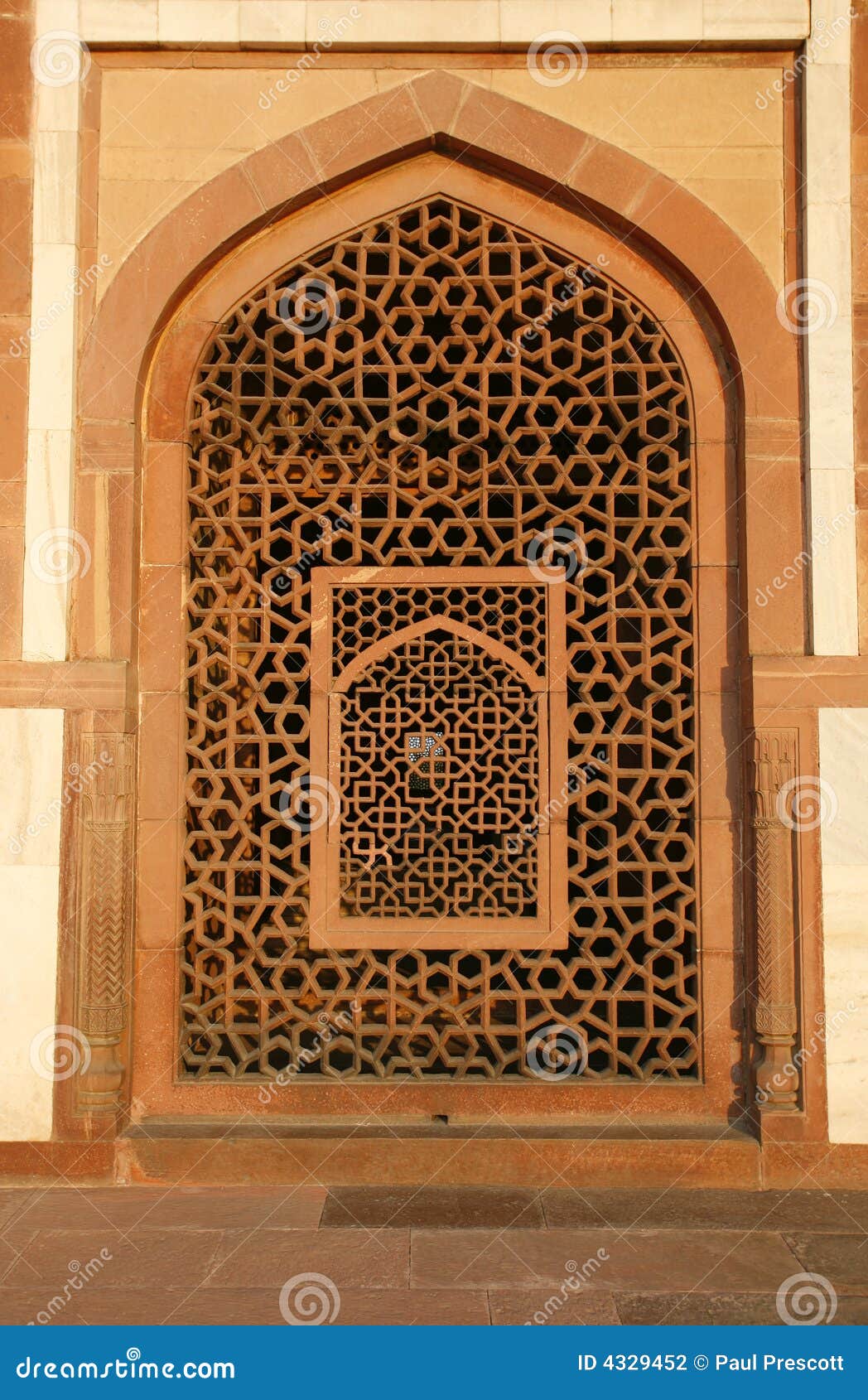 Pattern Window at Humayun Tomb, Delhi Stock Photo - Image of arch ...