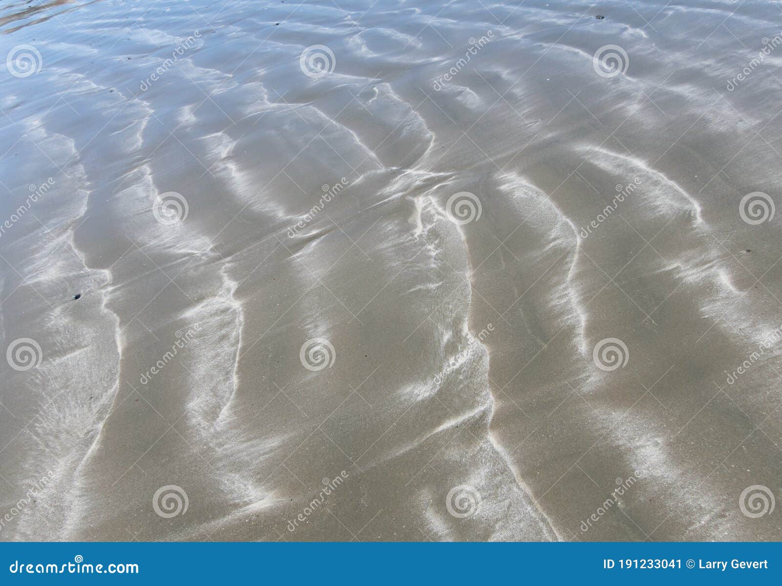 Patterns in the Sand on the Beach Stock Image - Image of flash, rainy ...
