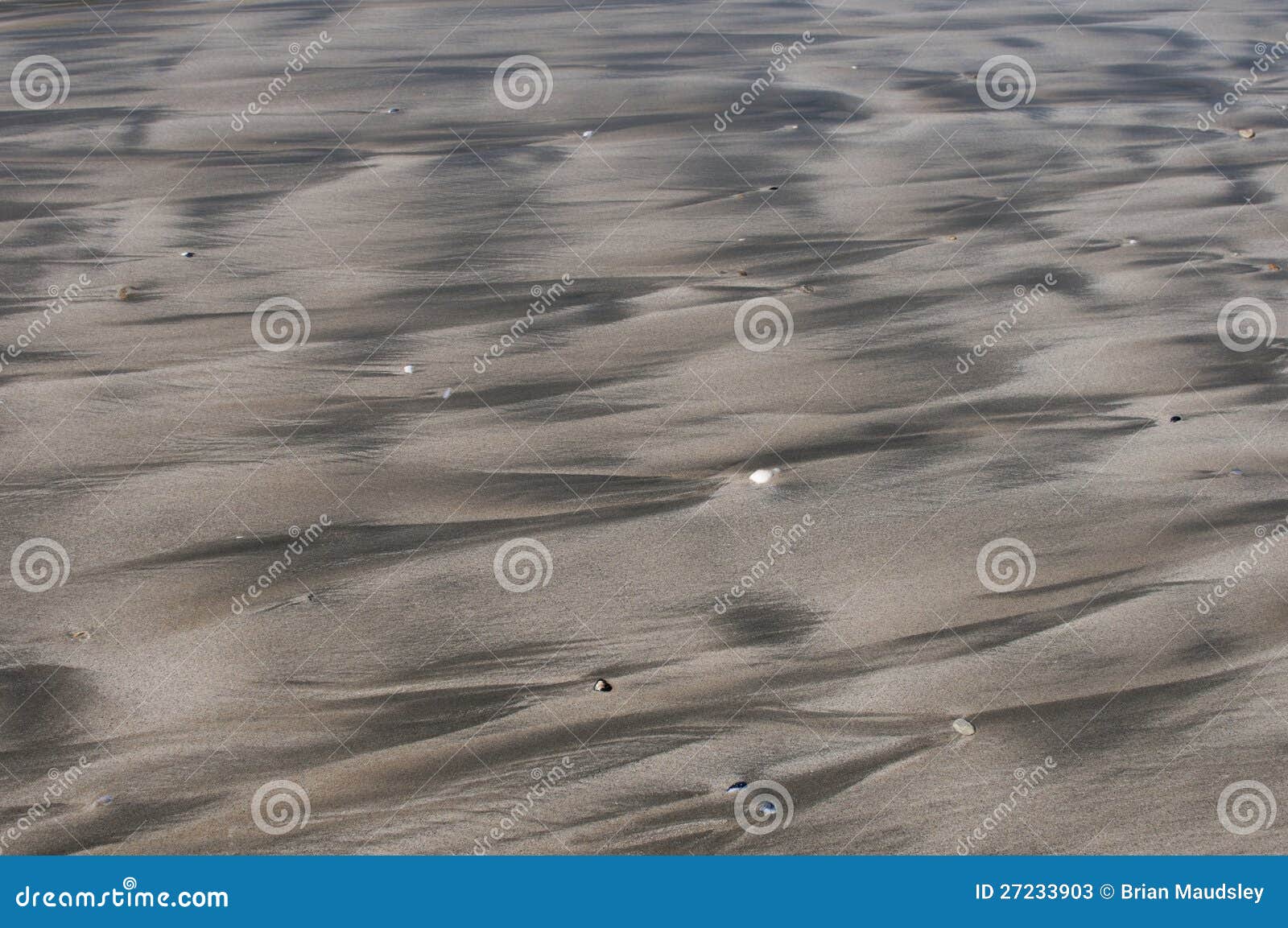 Patterns in the Sand from the Retreating Tide Stock Image - Image of ...