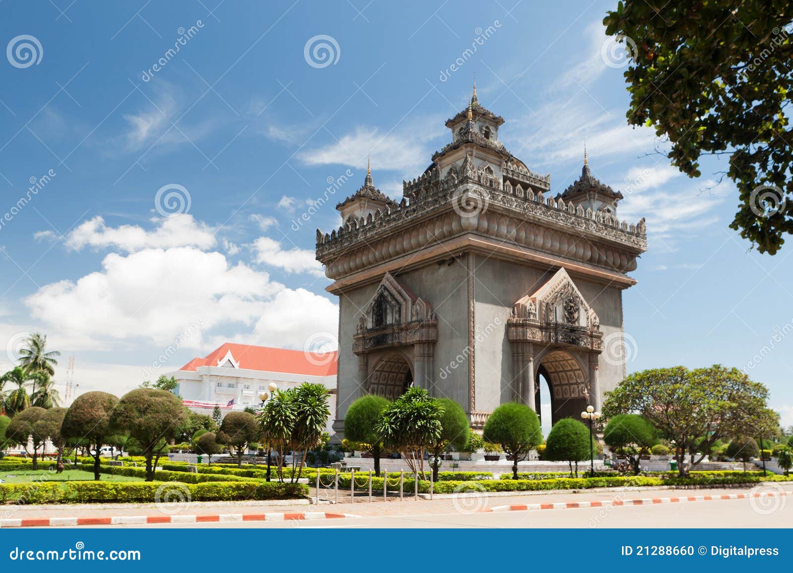 Patuxai, Vientiane, Laos stock photo. Image of patuxai - 21288660