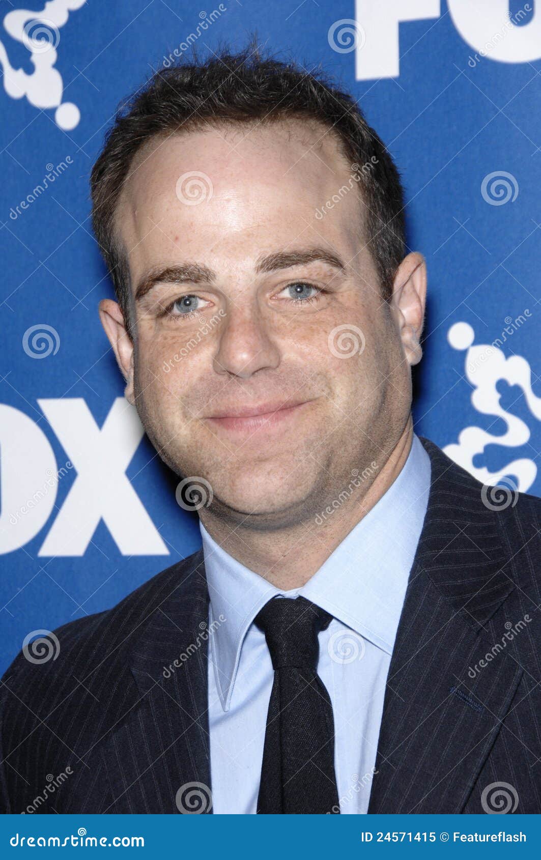 Paul Adelstein editorial image. Image of 2007, star, winter - 24571415