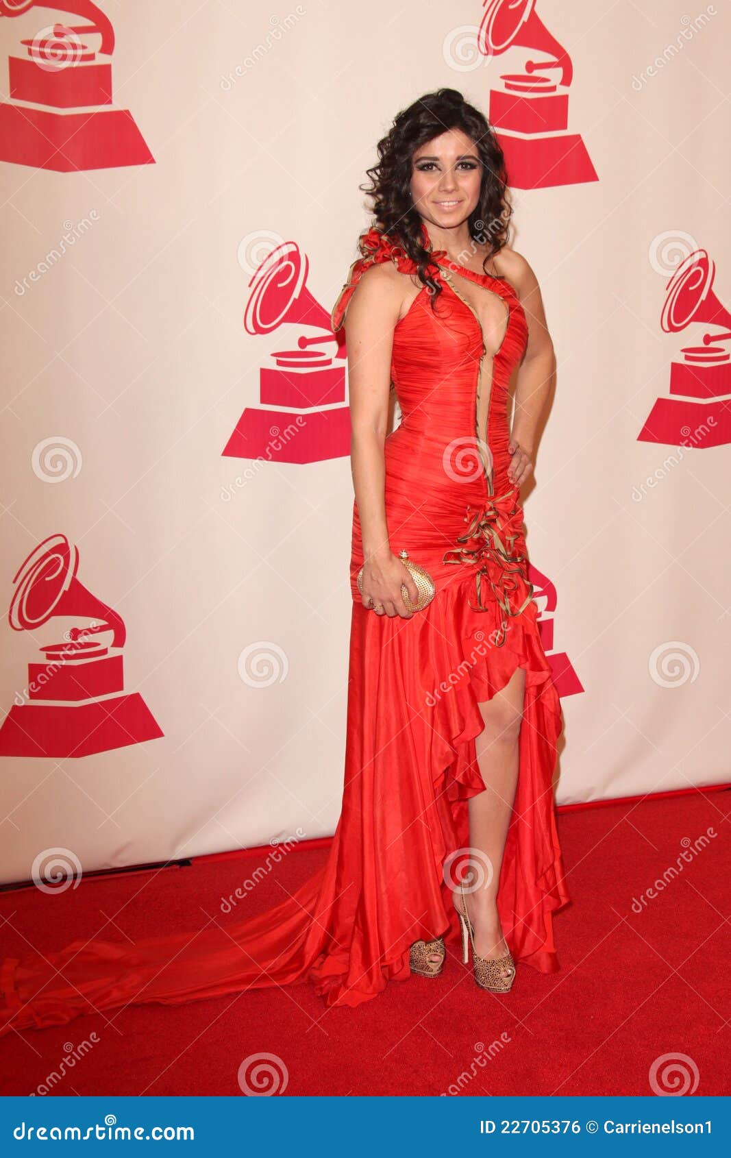 Paula Fernandes, foto editorial. Imagem de anjo, honrar - 22705376