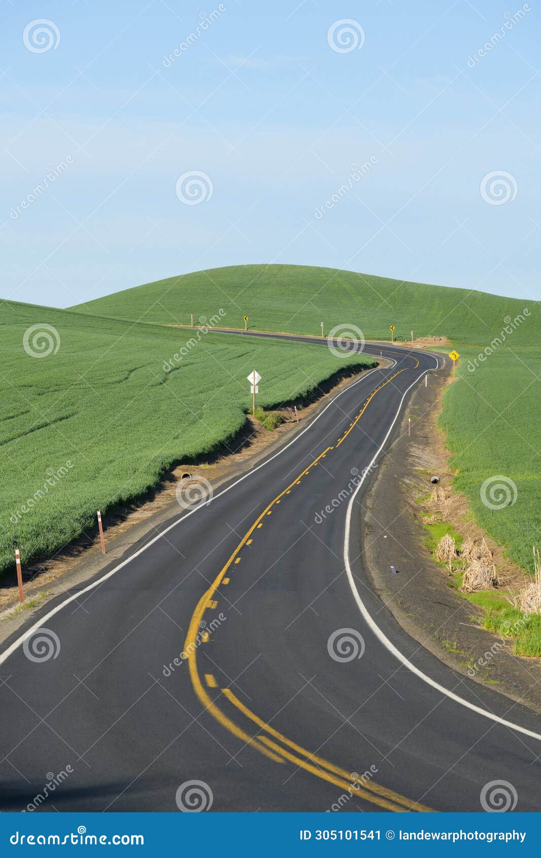 Paved Two Lane Road Sweeping through the Rolling Hills of Palouse ...