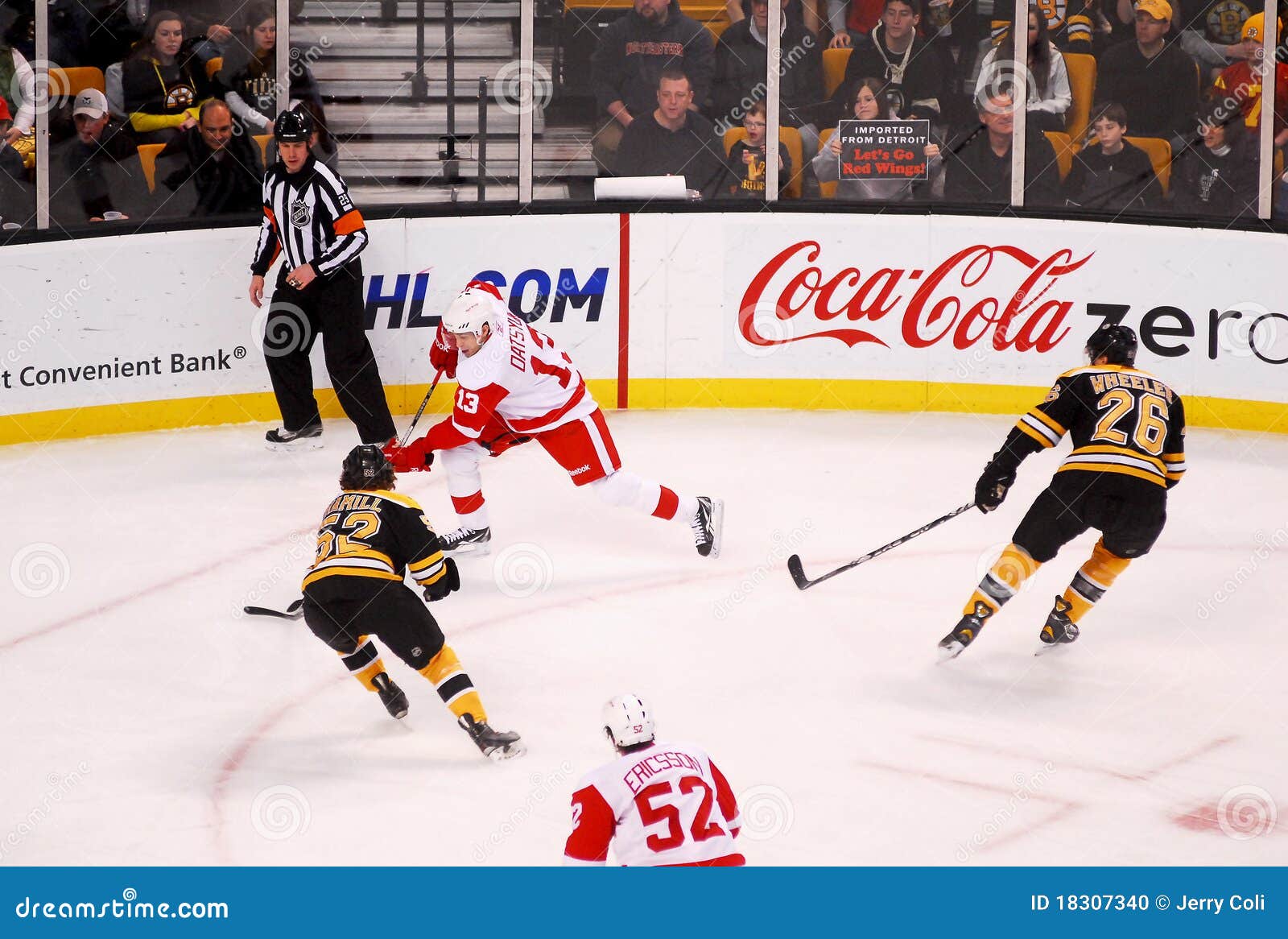 Pavel Datsyuk Detroit Red Wings Editorial Image - Image of skate ...