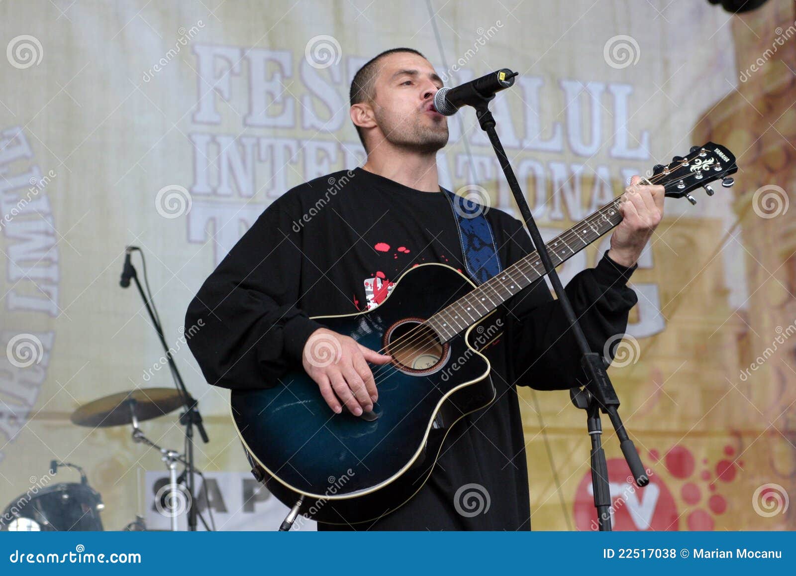 Pavel Stratan editorial stock photo. Image of fest, folk - 22517038