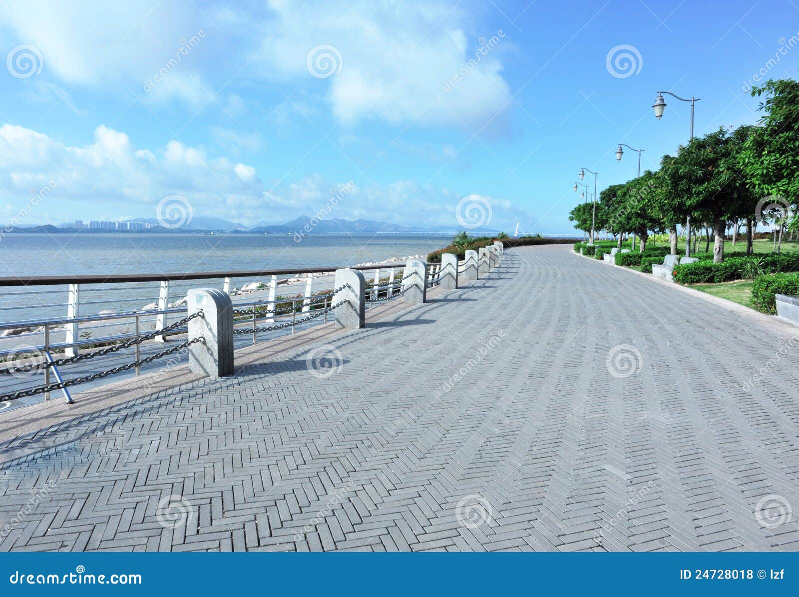 Pavement at coast stock photo. Image of ocean, lookout - 24728018