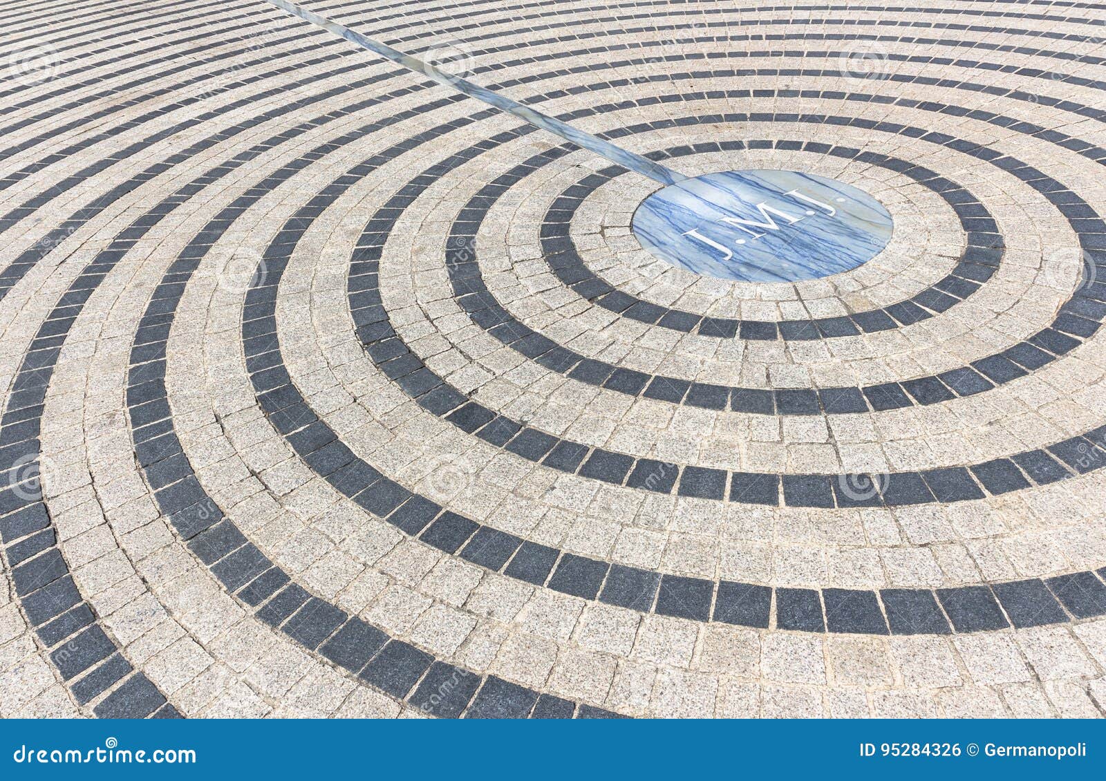 Pavement With Concentric Pattern. Patterned Floor Walkway In The Park ...