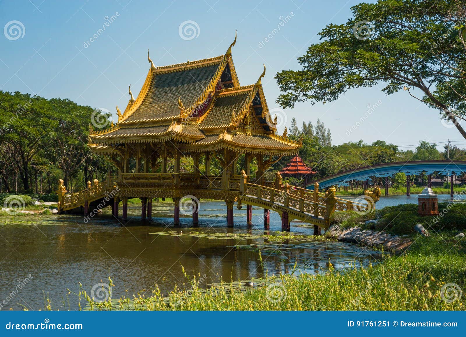 Pavilion of the Ancient City Stock Image - Image of hall, lake: 91761251