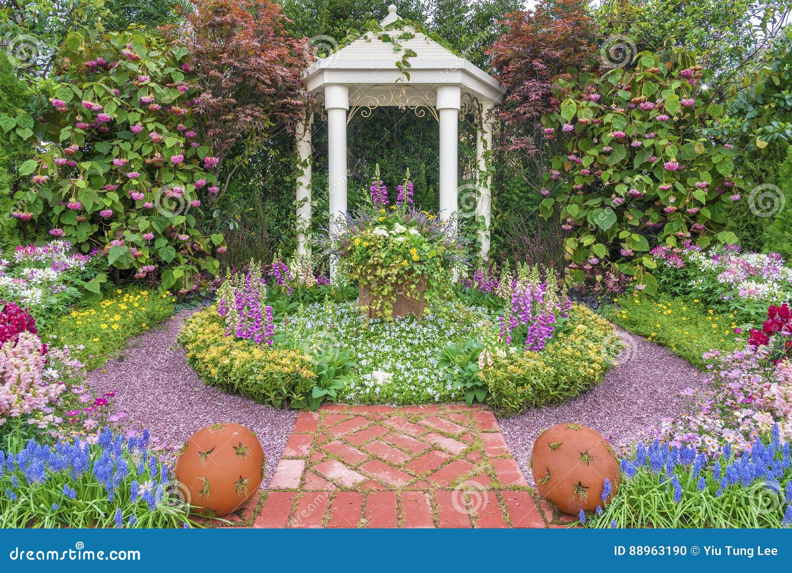 Pavilion in garden stock photo. Image of beautiful, elegance - 88963190