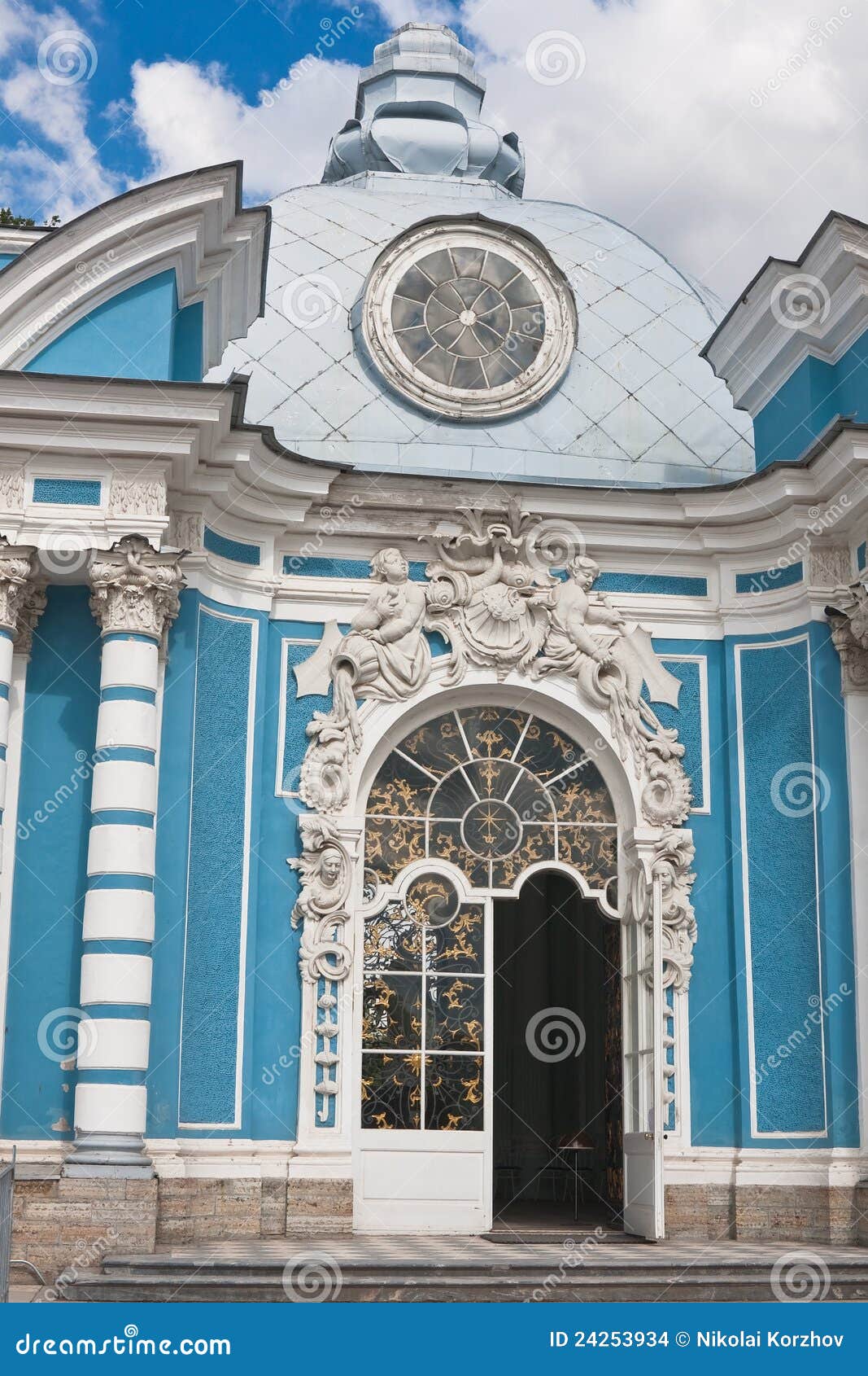 Pavilion Grotto. Russia. Tsarskoe Selo Stock Photo - Image of empress ...