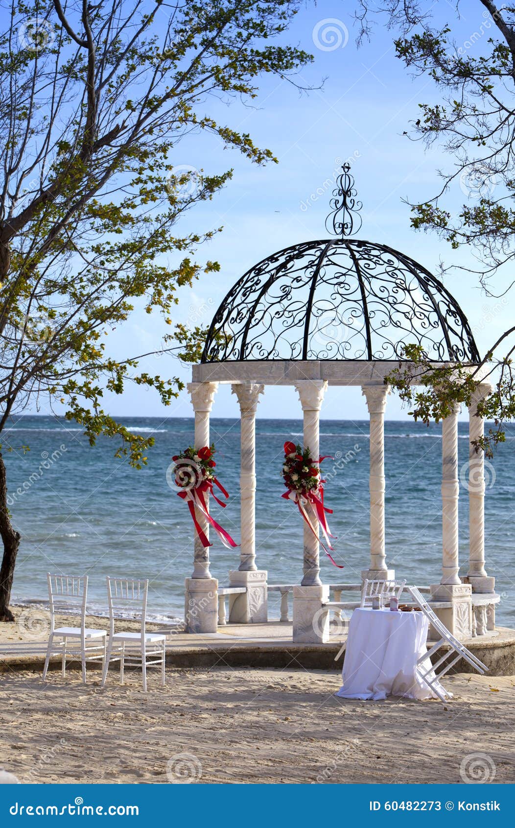 Pavilion with a View of the Sea Stock Image - Image of lifestyle, blue ...