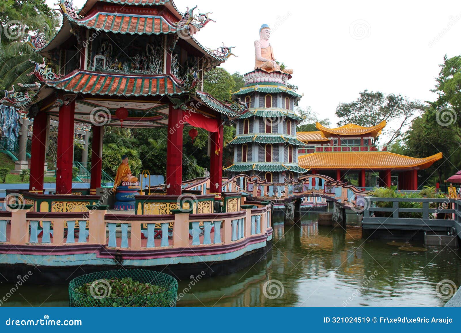 Pavilions at Haw Par Villa - Singapore Stock Image - Image of pavilions ...