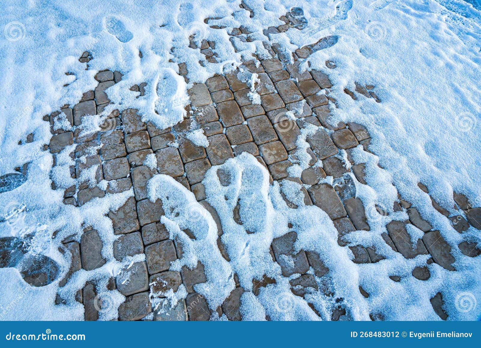 Paving Paths in the Park, Covered with the First Snow in Winter. Stock ...