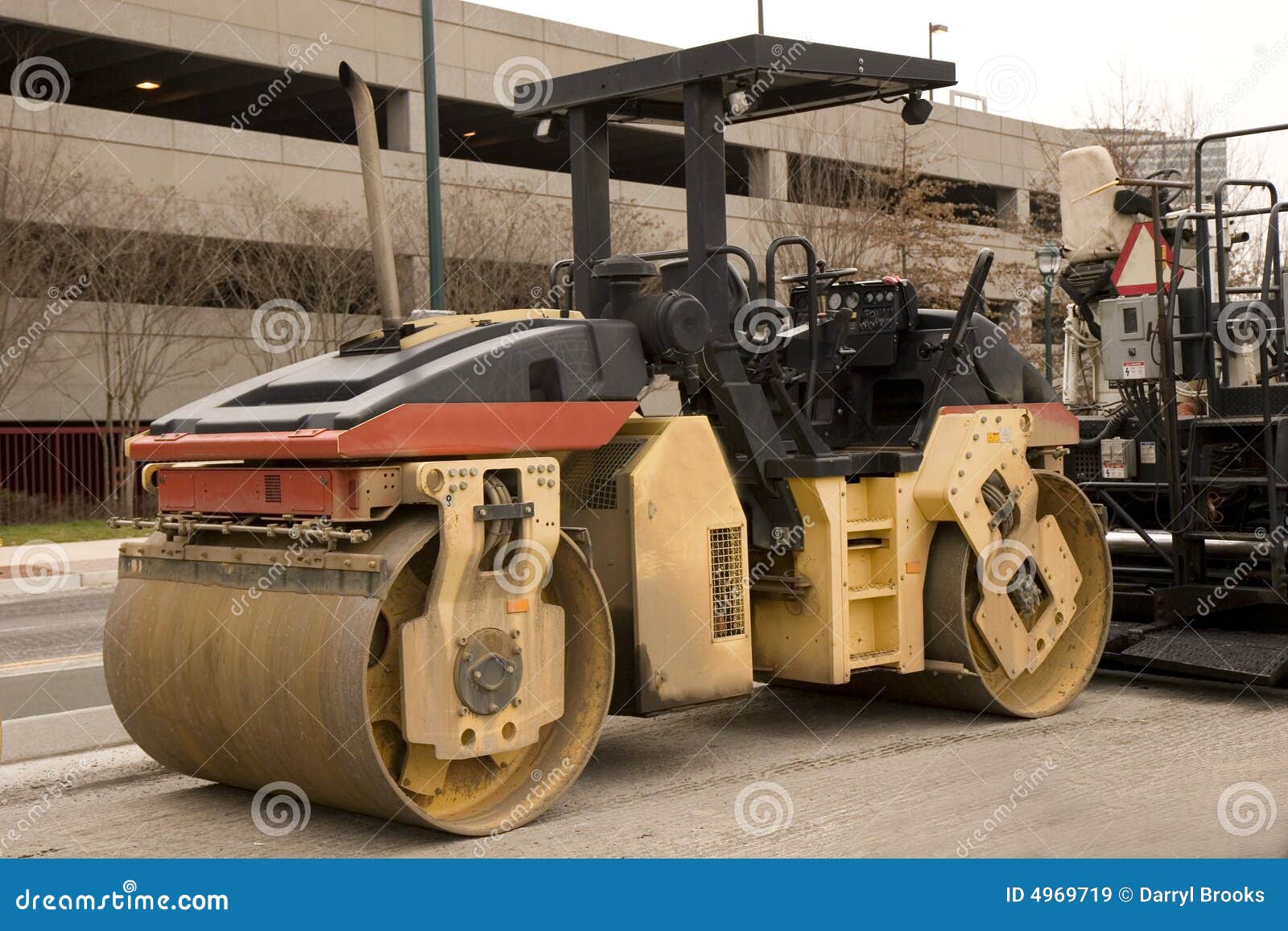 Paving Roller Machine