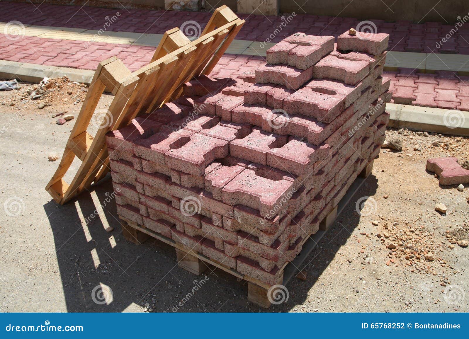 Paving tiles on a pallet stock photo. Image of advertising - 65768252