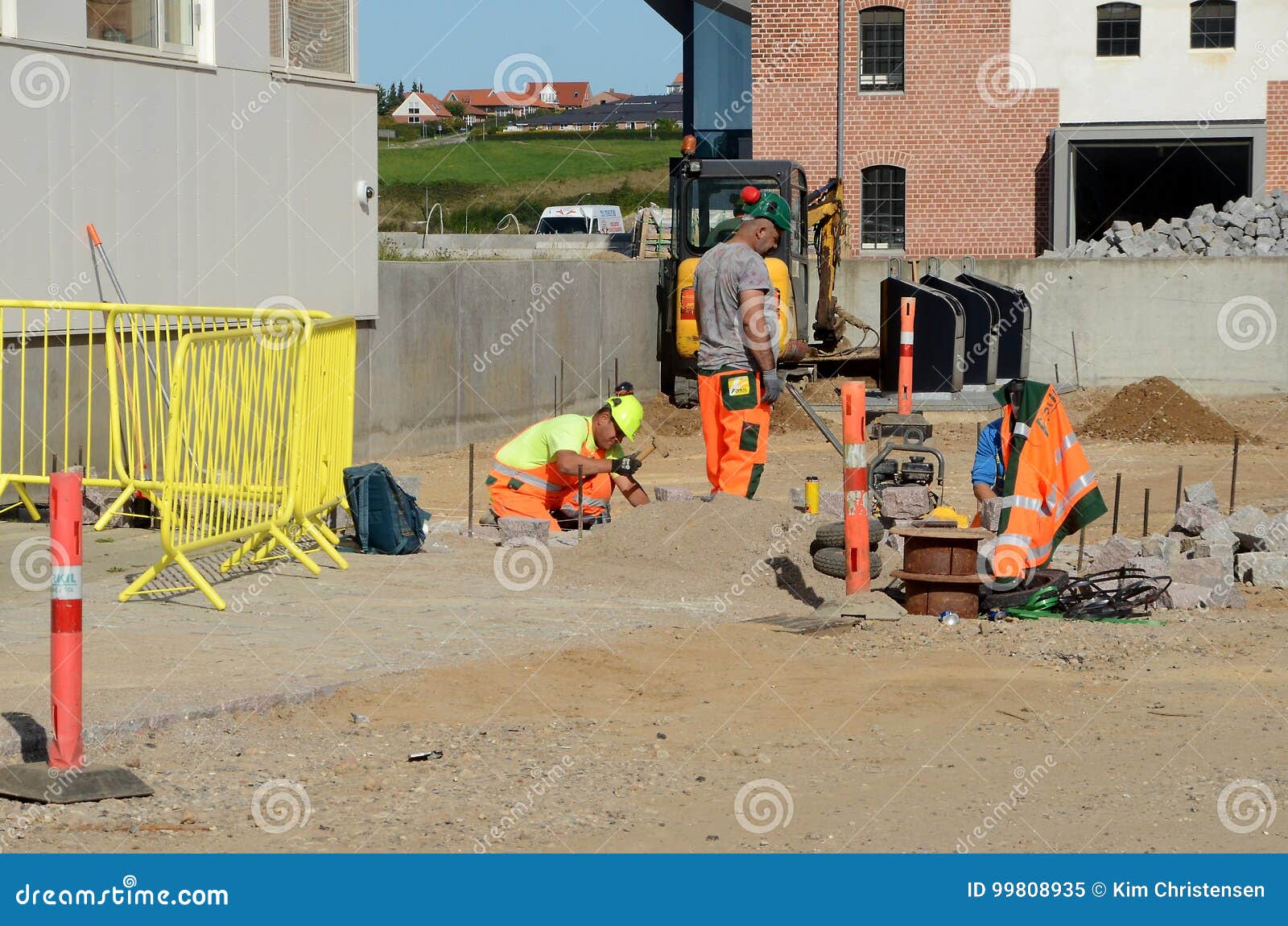 Paviours editorial image. Image of helmet, fences, paviors - 99808935